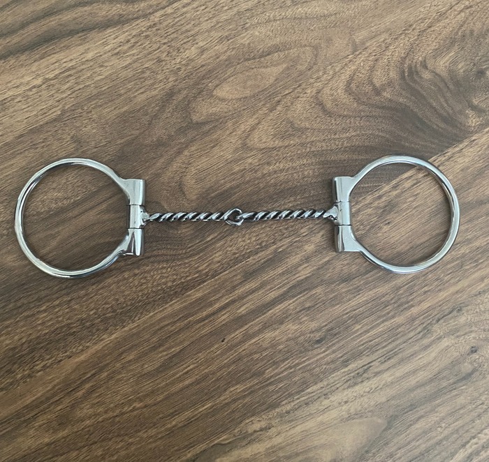 SS Twisted Wire D - Ring Snaffle Bit, 12,7cm :: WESTERN STYLE & RIDE